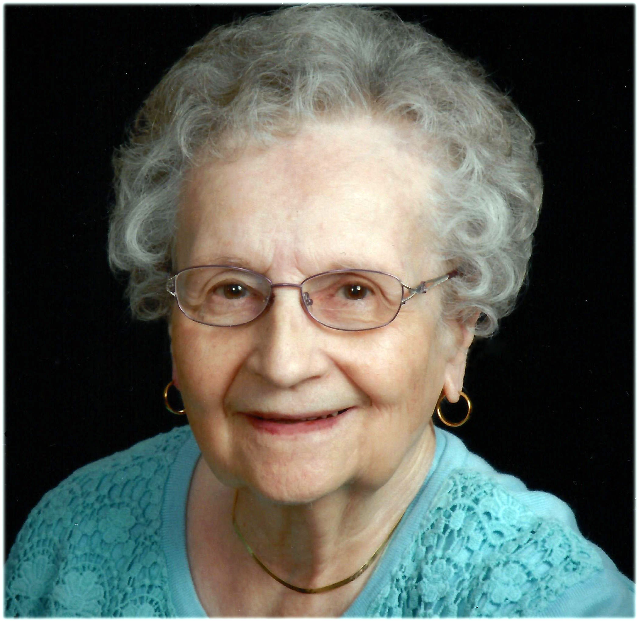 Ruth Ewald's Instagram, Twitter & Facebook on IDCrawl